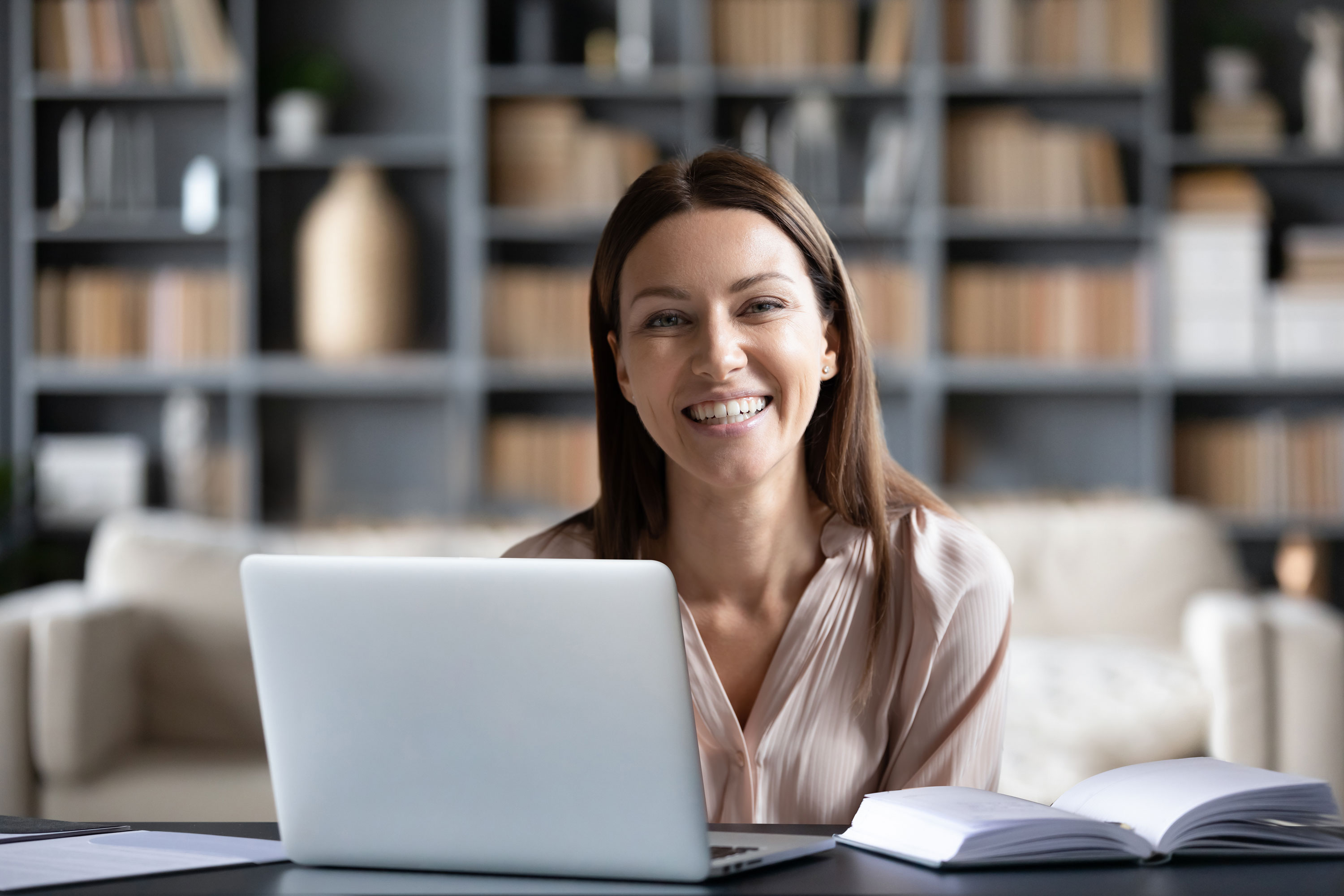 2023 HN-FWA Infographic_IG-117410-EN FWA Fixed Wireless Access 5G ...