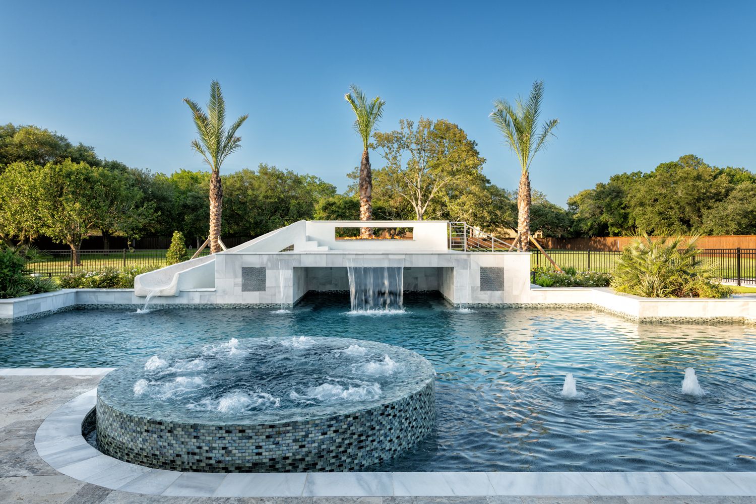 Avree Custom Pools