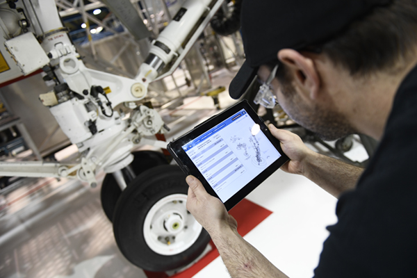 Canada's Only Fighter Center of Excellence F-18, Canada, Fighter ...