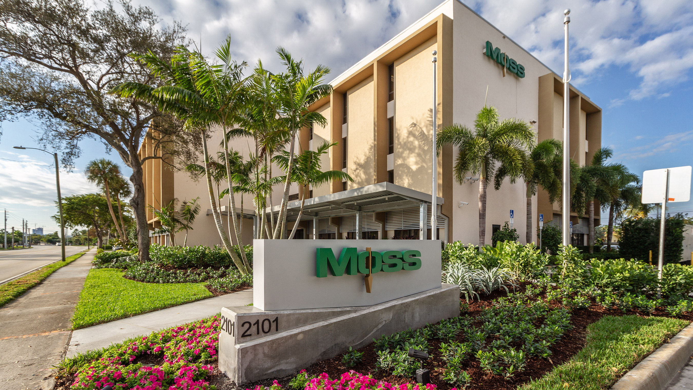 Moss Apprenticeship Moss, Apprenticeship, Solar, Utility, Utility-Scale ...